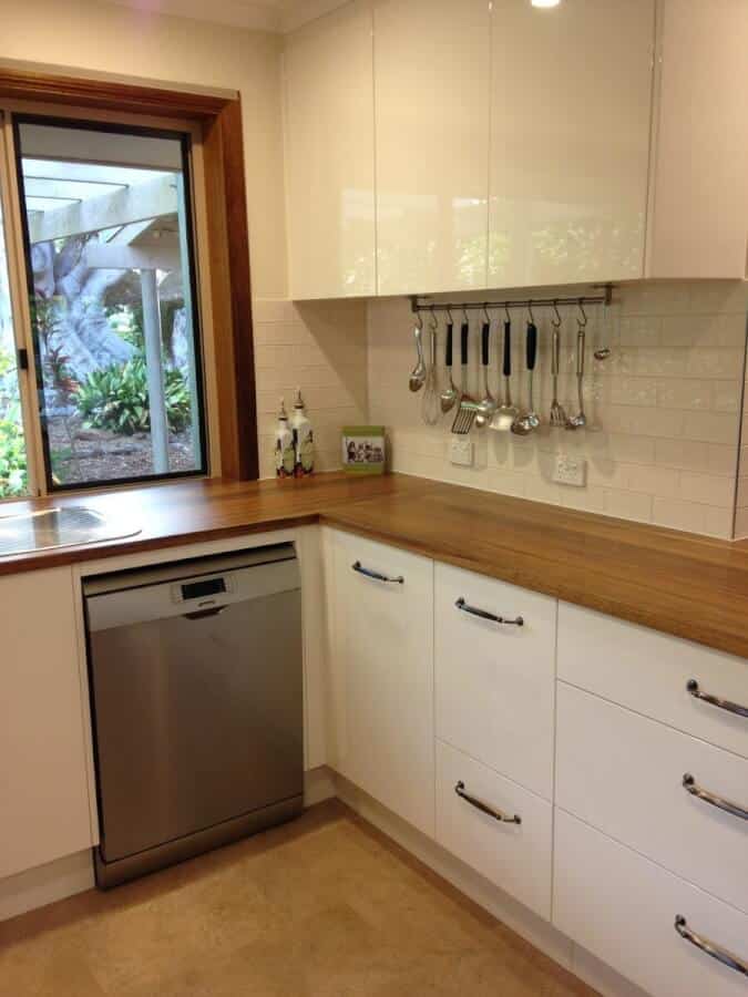 Amazing Custom Built Kitchen with Solid Timber Benchtop — All About ...